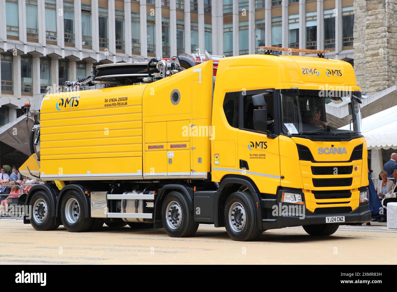 AN MTS SCANIA R460 VACUUM TANKER AT THE WORSHIPFUL COMPANY OF CARMEN ...