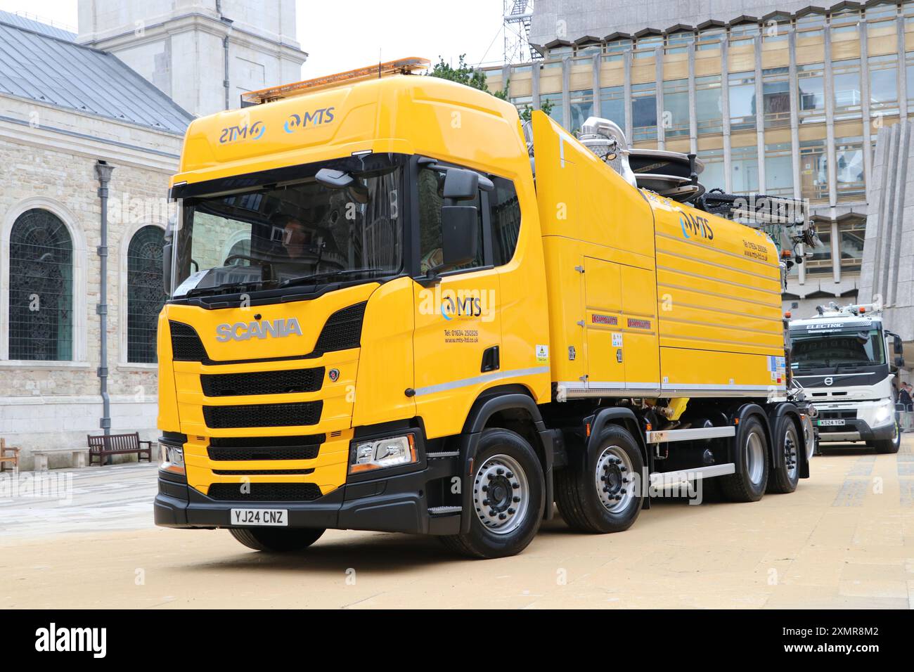 AN MTS SCANIA R460 VACUUM TANKER AT THE WORSHIPFUL COMPANY OF CARMEN ...