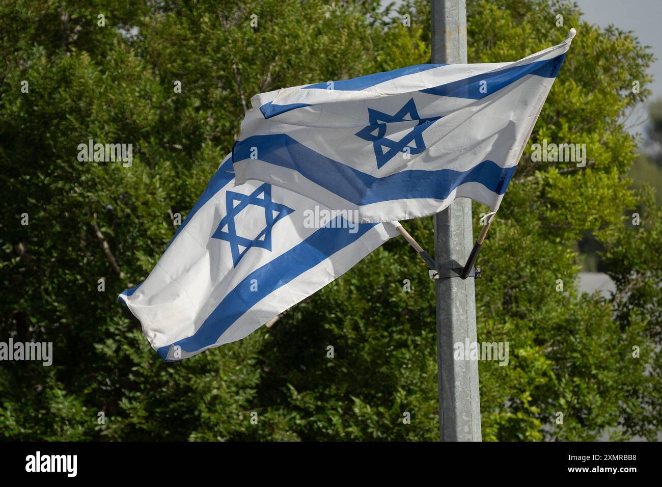 Flags israel flying in wind hi-res stock photography and images - Alamy