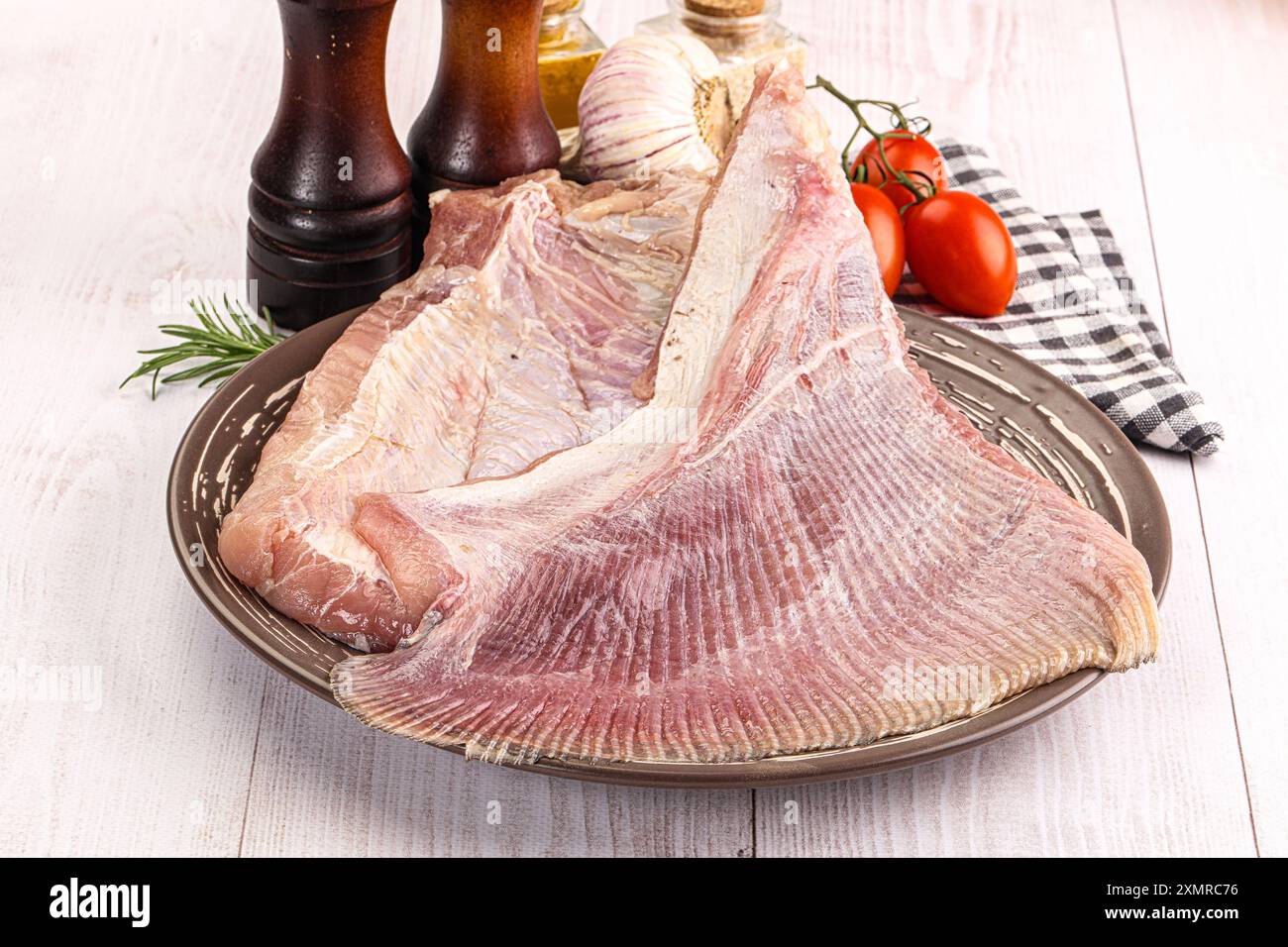 Uncooked ray wing hi-res stock photography and images - Alamy