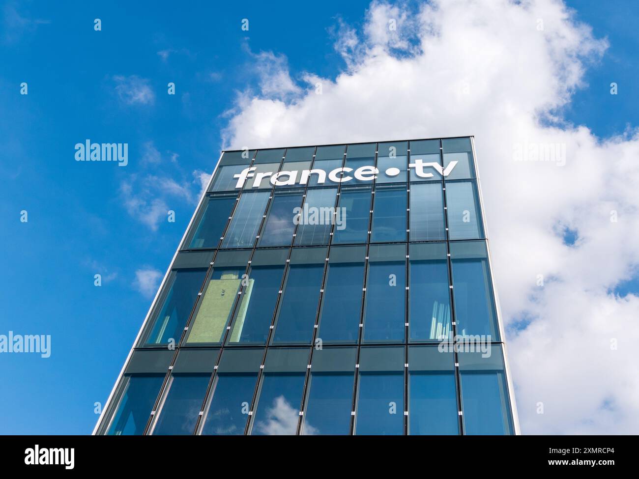 France tv logo hi-res stock photography and images - Alamy