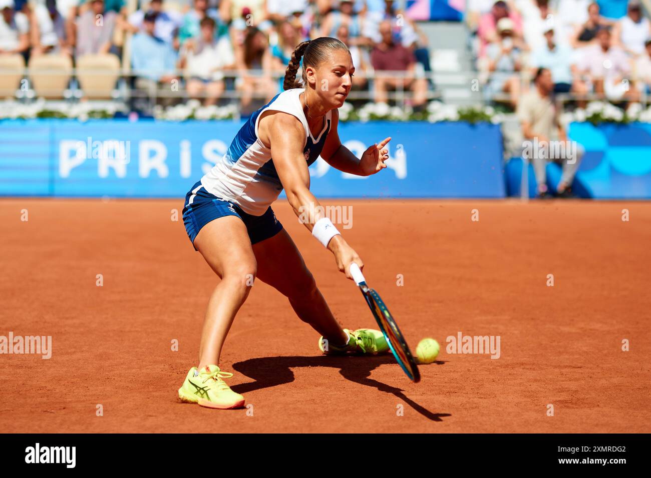 Diane Parry of France in action against during Iga Swiatek of Poland ...