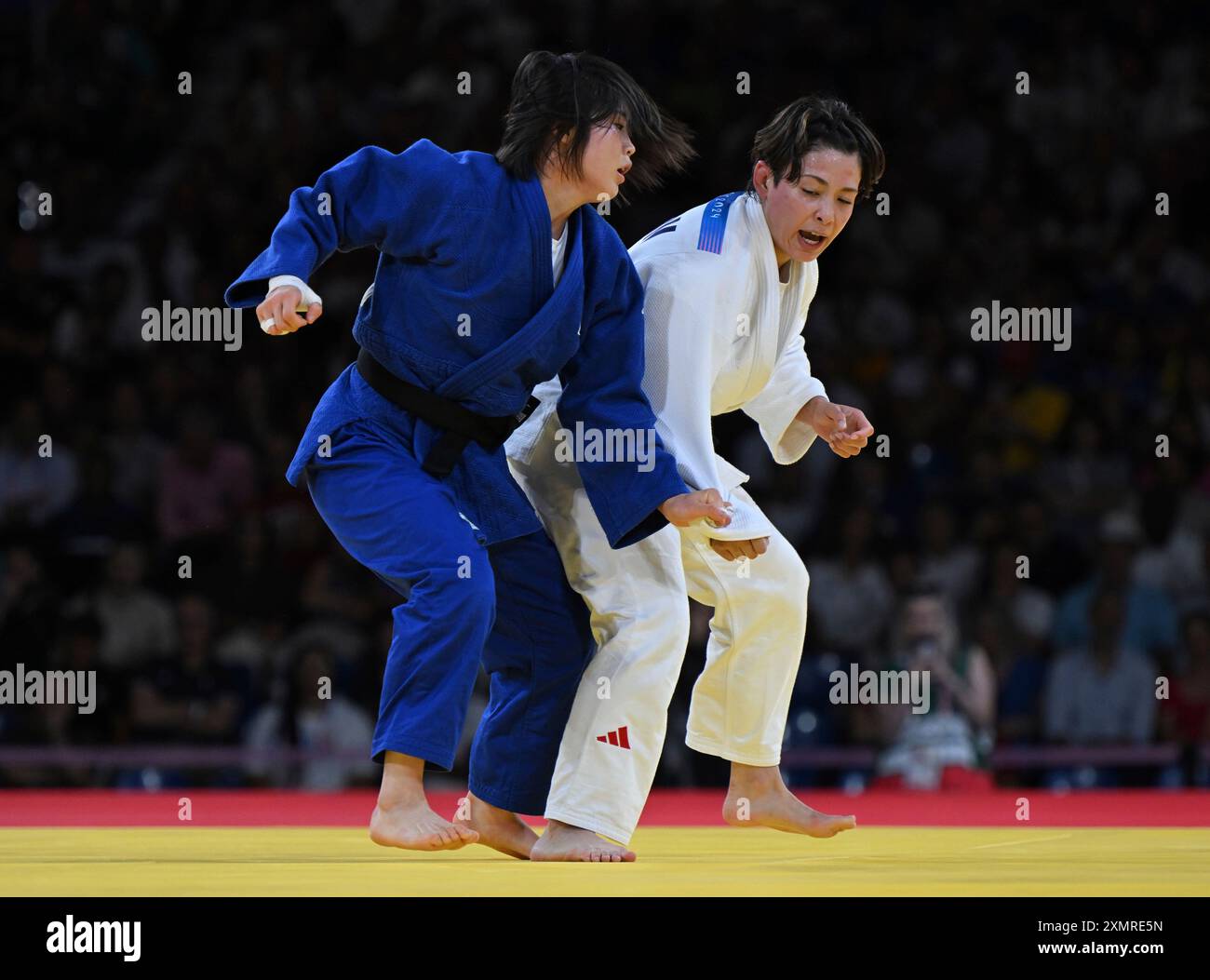 Canada's DEGUCHI Christa(white) and South Korea's HUH Mimi compete ...