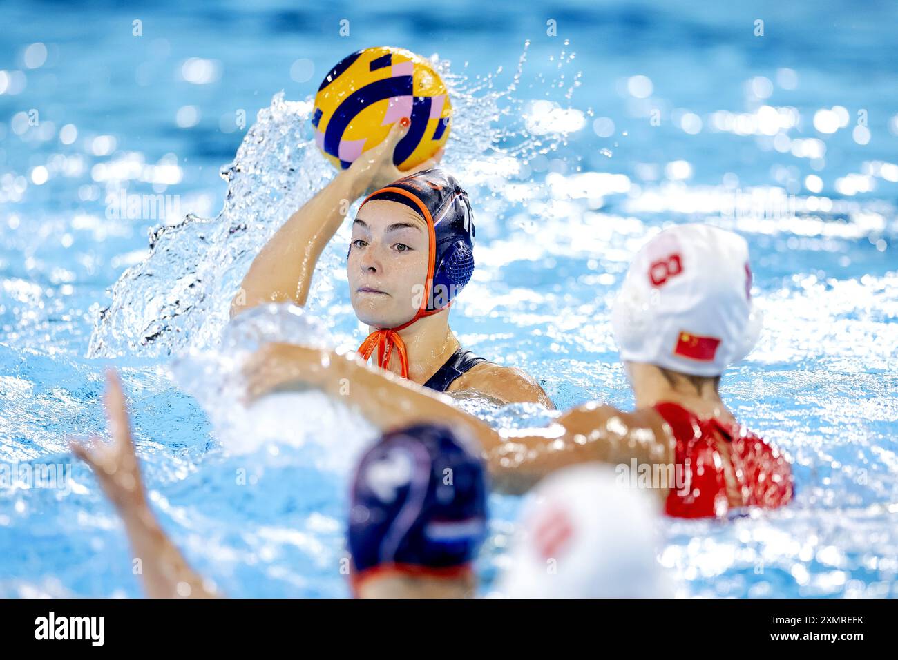 PARIS - Lieke Rogge (l) and Huan Wang during the group match between ...