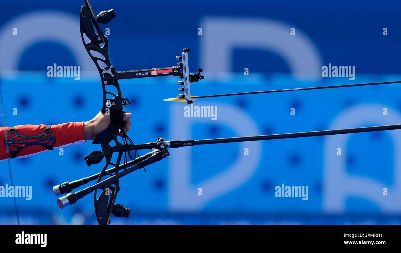 China's Wang Yan shoots during the men's team bronze medal match ...