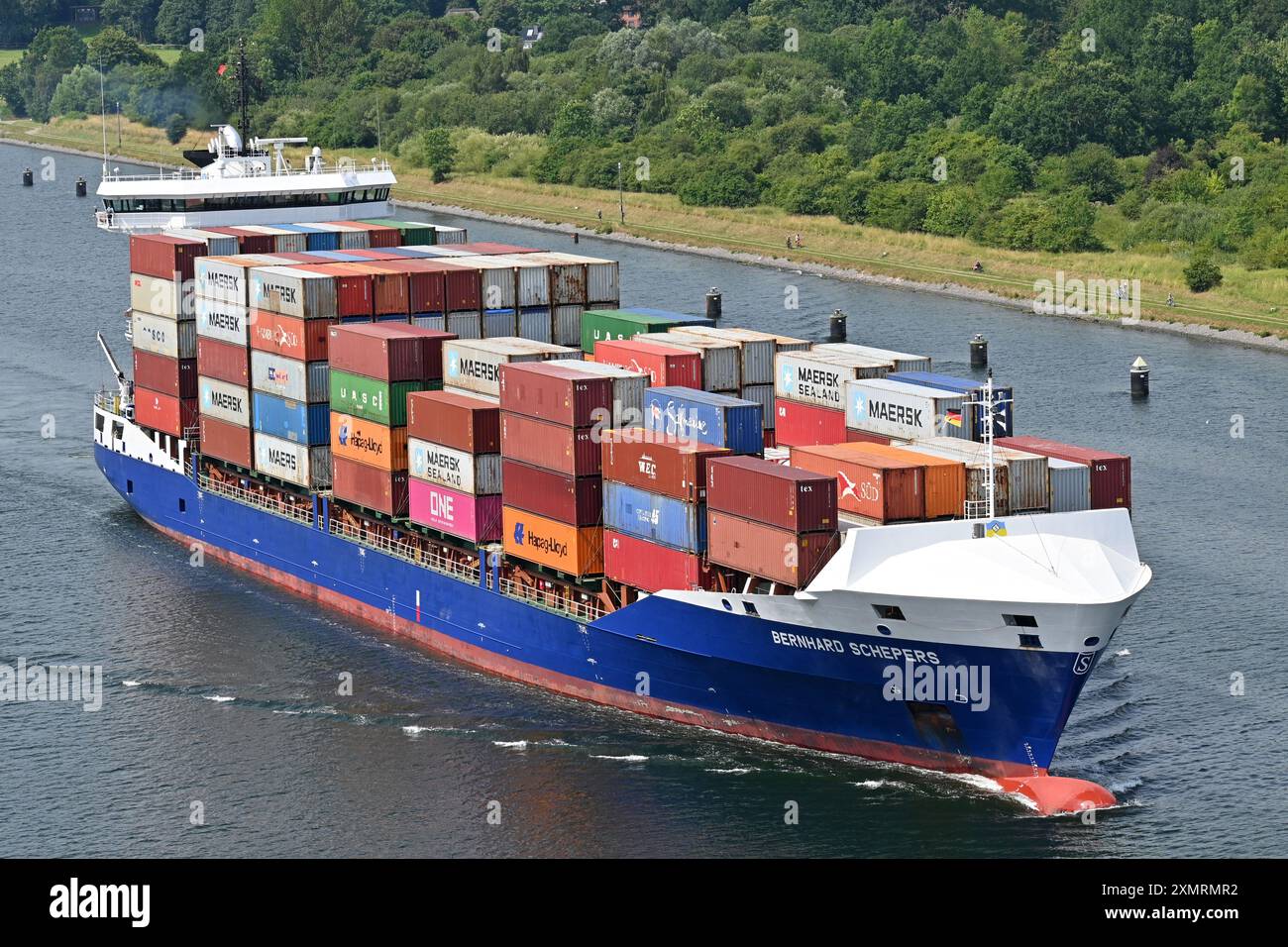 Containership BERNHARD SCHEPERS passing the Kiel Canal Stock Photo - Alamy