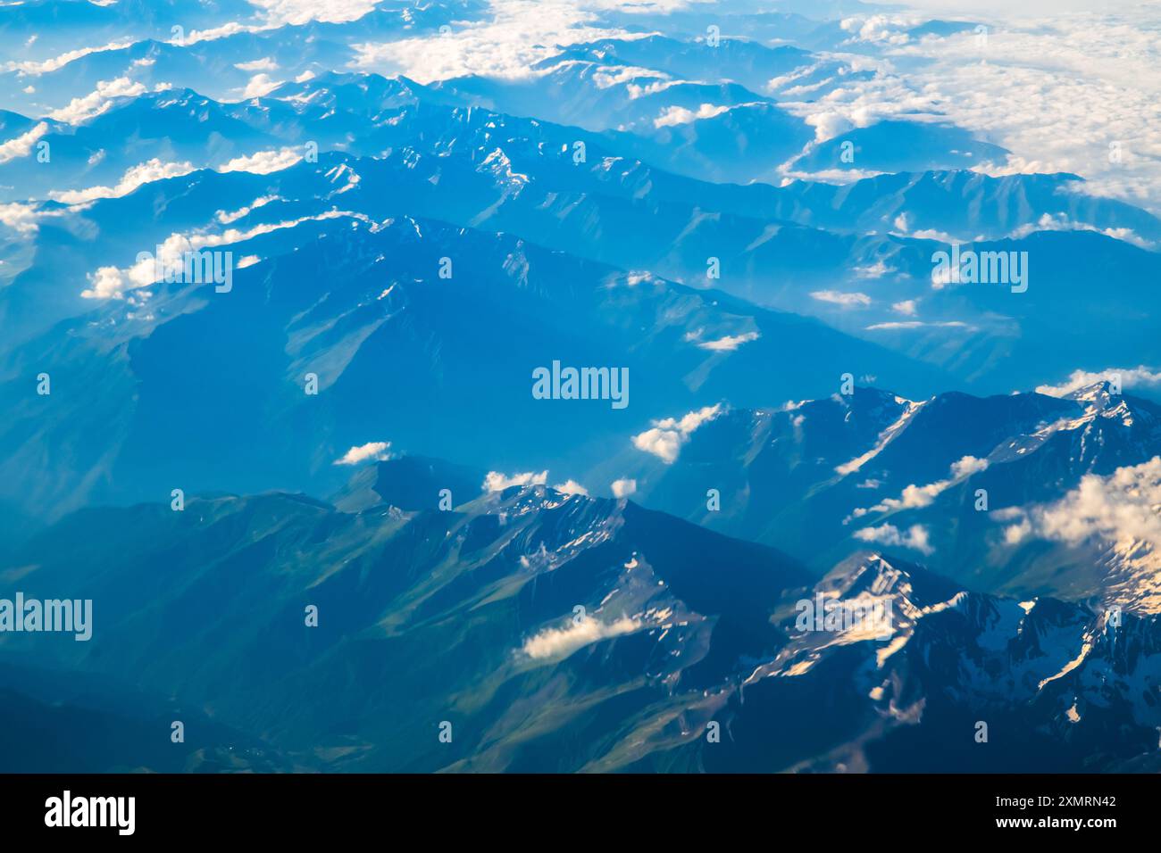 Curved earth from airplane hi-res stock photography and images - Alamy
