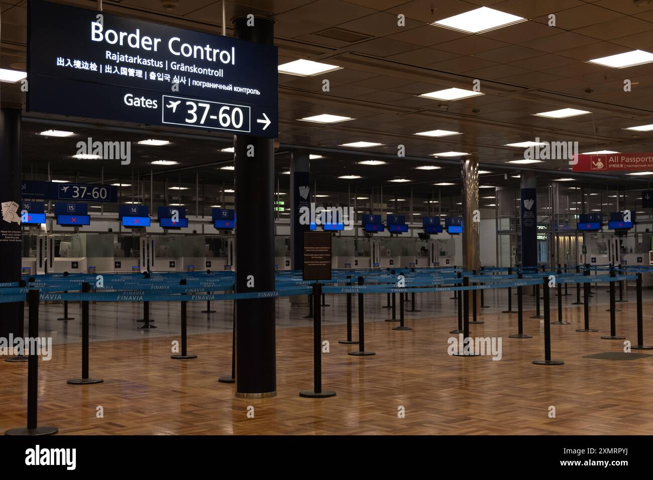 Border control check in hall hi-res stock photography and images - Alamy