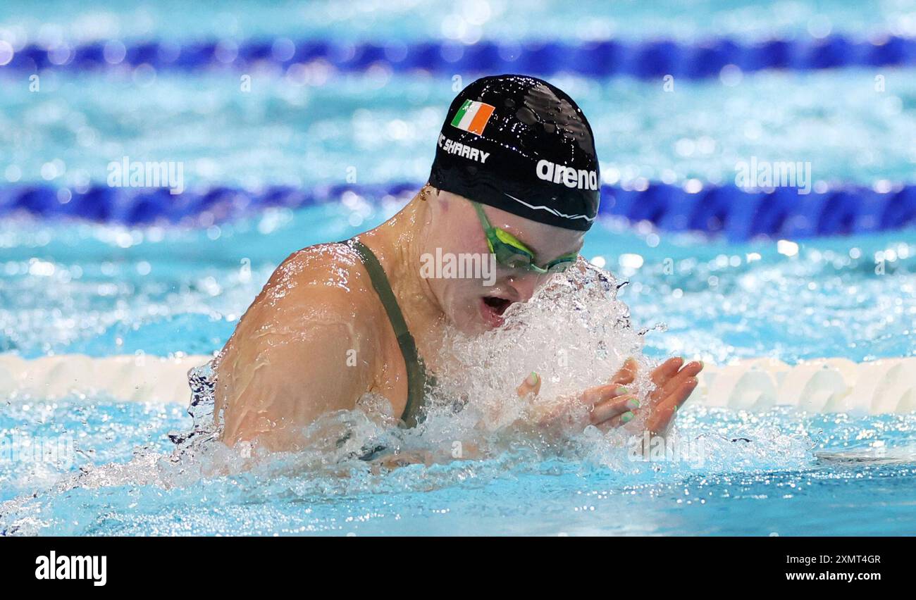 Paris, France. July 29th 2024. Ireland's Mona McSharry on her way to ...