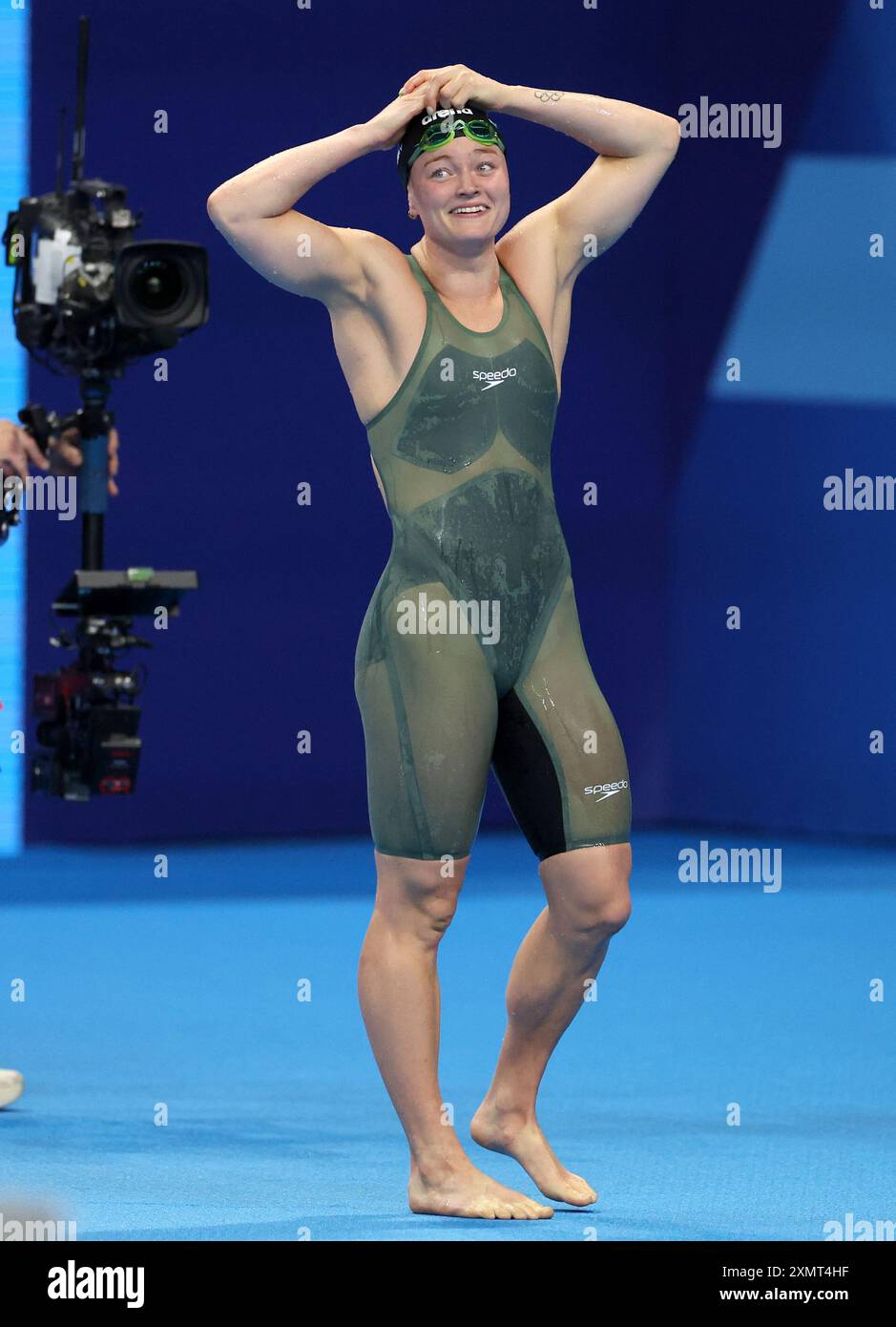 Paris, France. July 29th 2024. Ireland's Mona McSharry celebrates ...