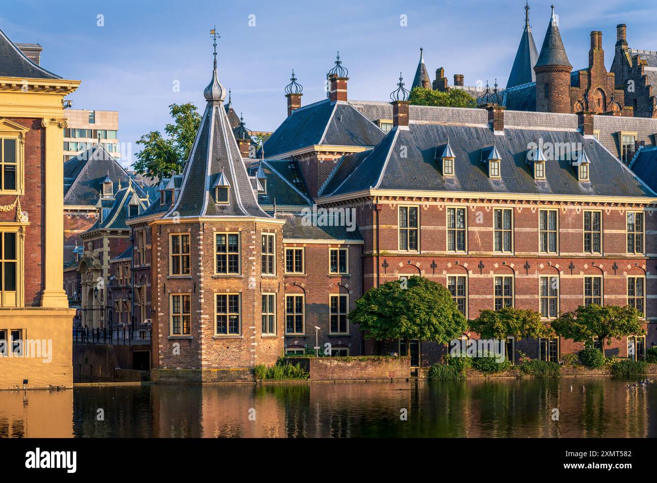 Iconic view of the Binnenhof, Dutch Parliament hub with the Tower, het ...