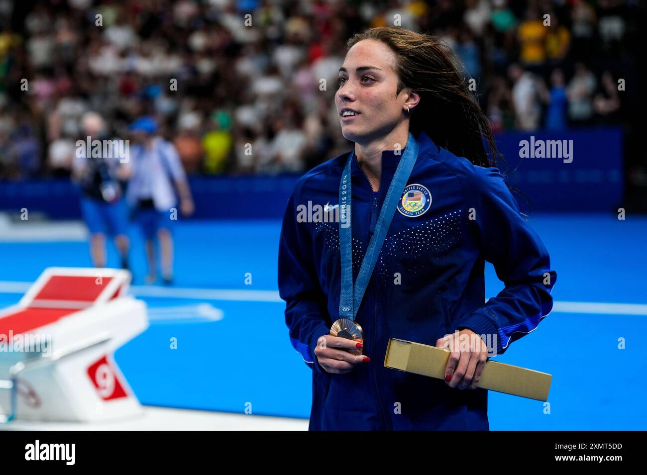 Emma Weyant of United States with bronze medal poses after the women's ...