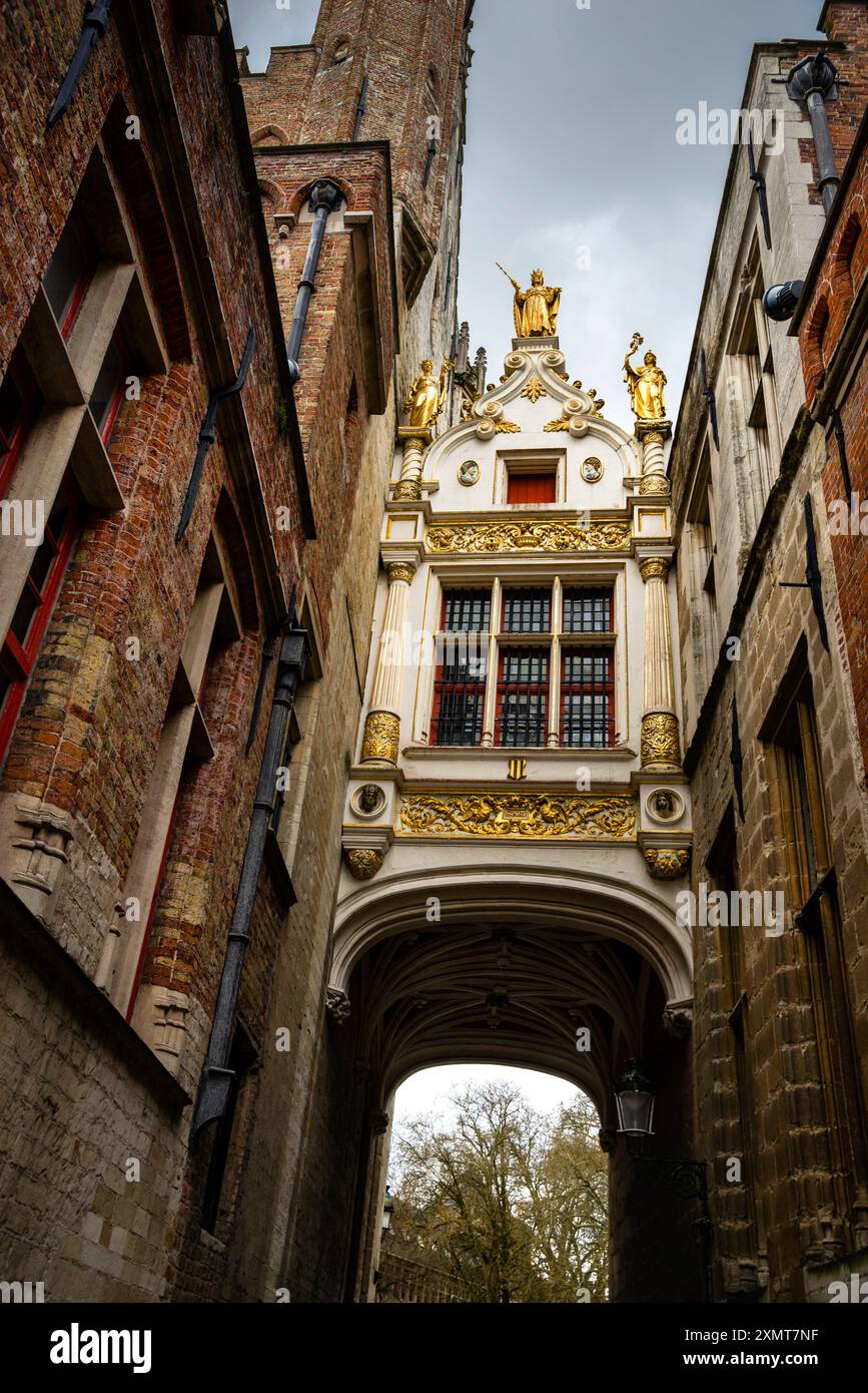 Blind Donkey Alley portal in Bruges, Belgium Stock Photo - Alamy