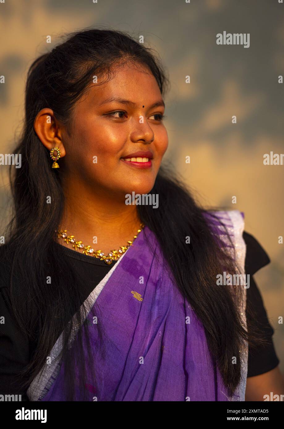 Viajes a bangladesh hi-res stock photography and images - Alamy