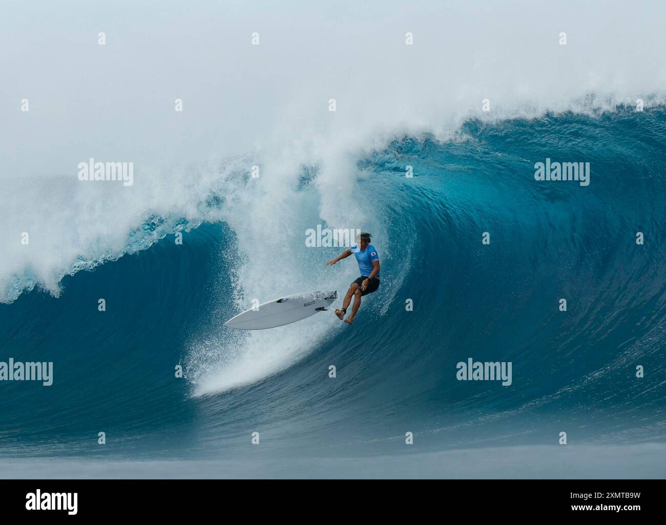 Japan's Kanoa Igarashi wipes out in the fifth heat of the men's surfing ...