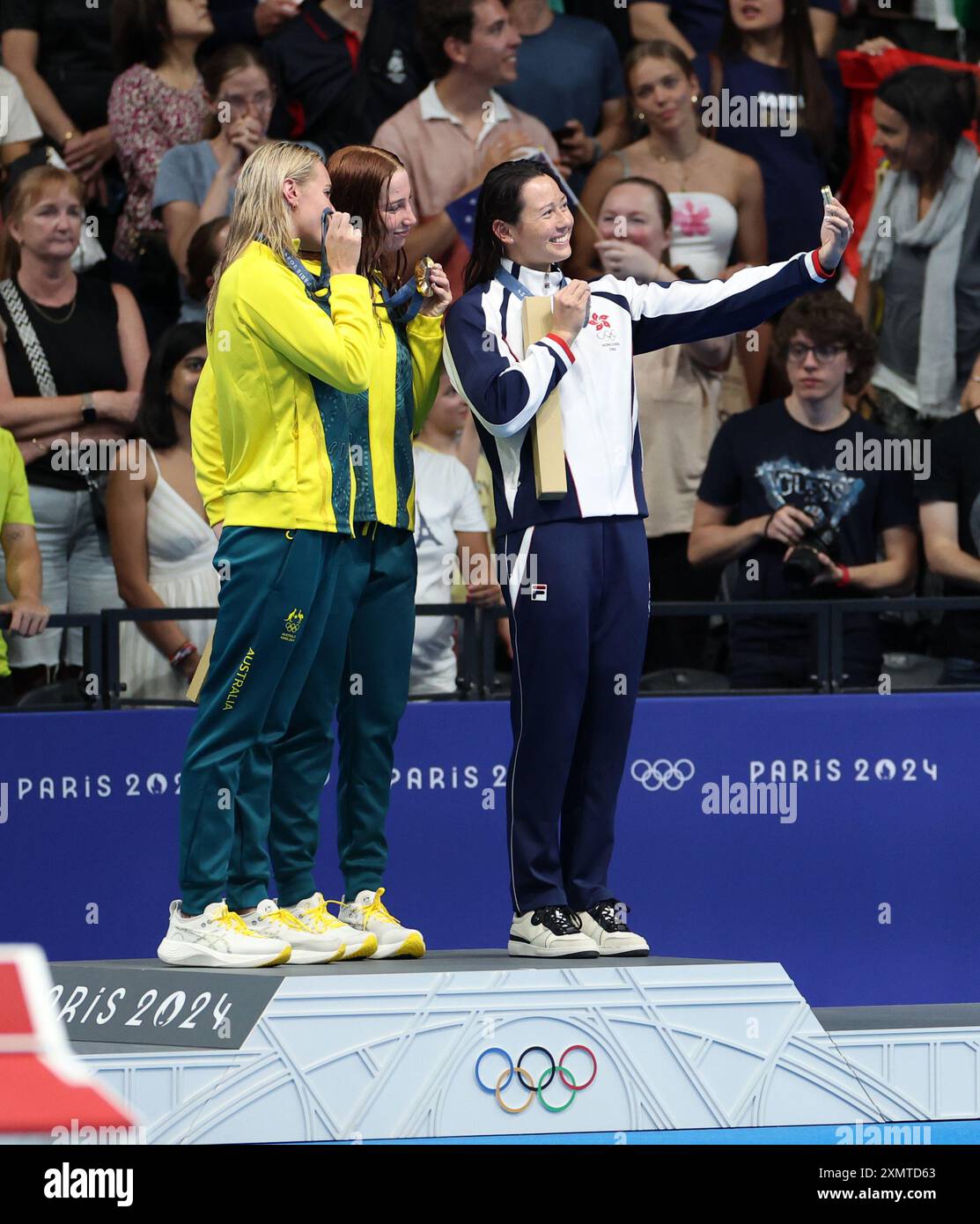 Paris, France. July 29th 2024. (left to right) Silver medalist Australia's Ariarne Titmus, gold ...
