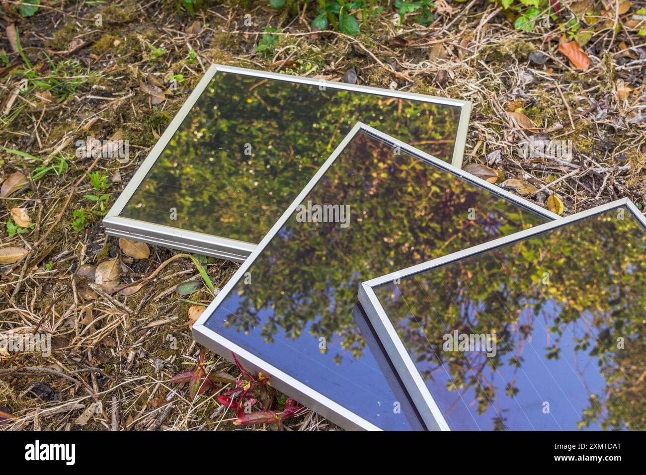 Old solar power technology - Schott RWE 12v 5w amorphous silicon (ASi ...