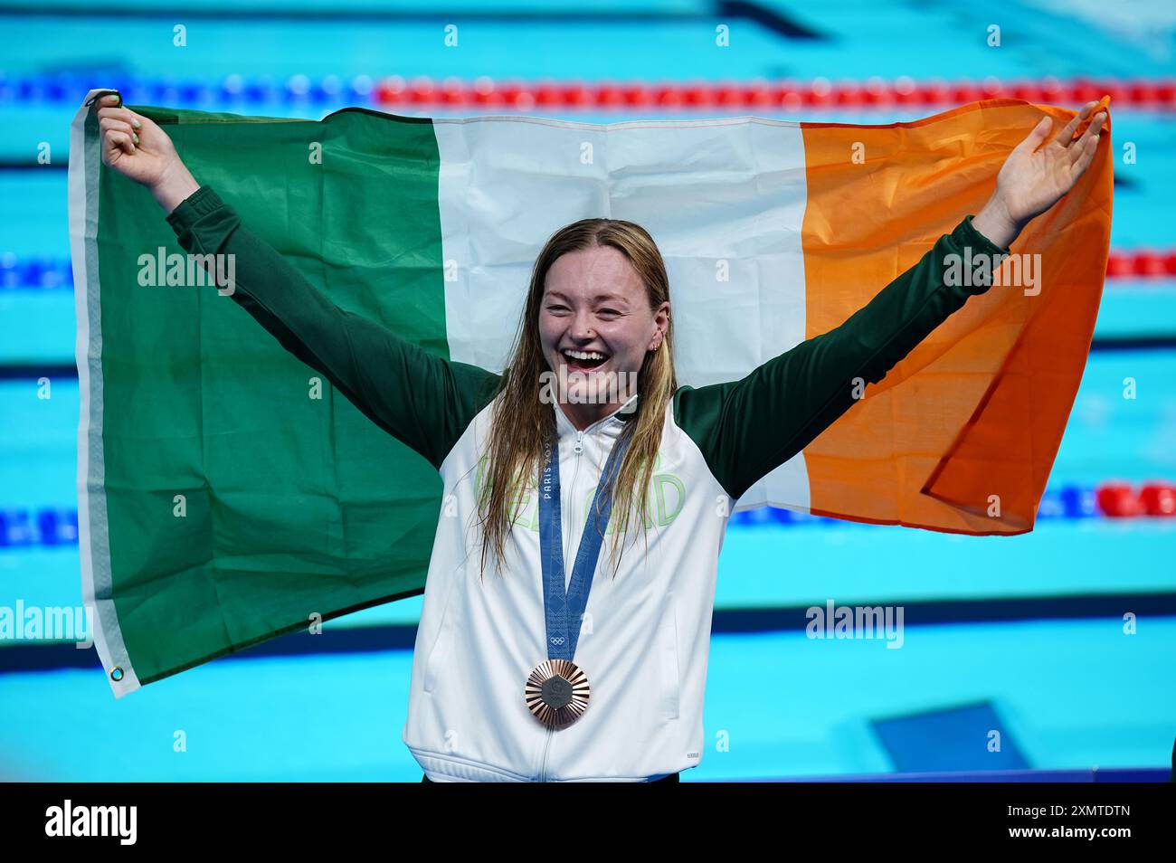 Ireland's Mona McSharry celebrates with her Bronze medal after the ...