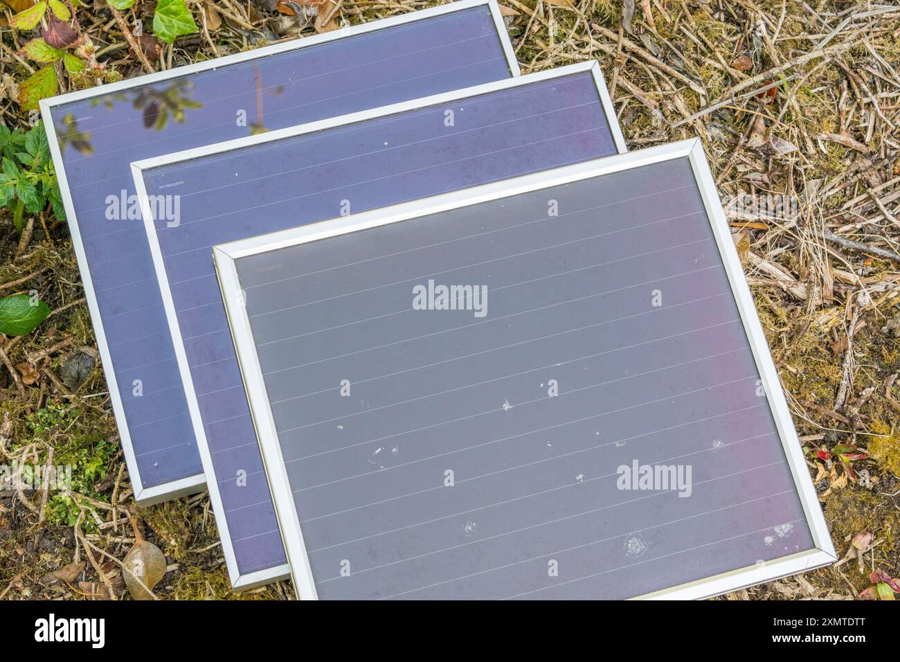 Old solar power technology - Schott RWE 12v 5w amorphous silicon (ASi ...