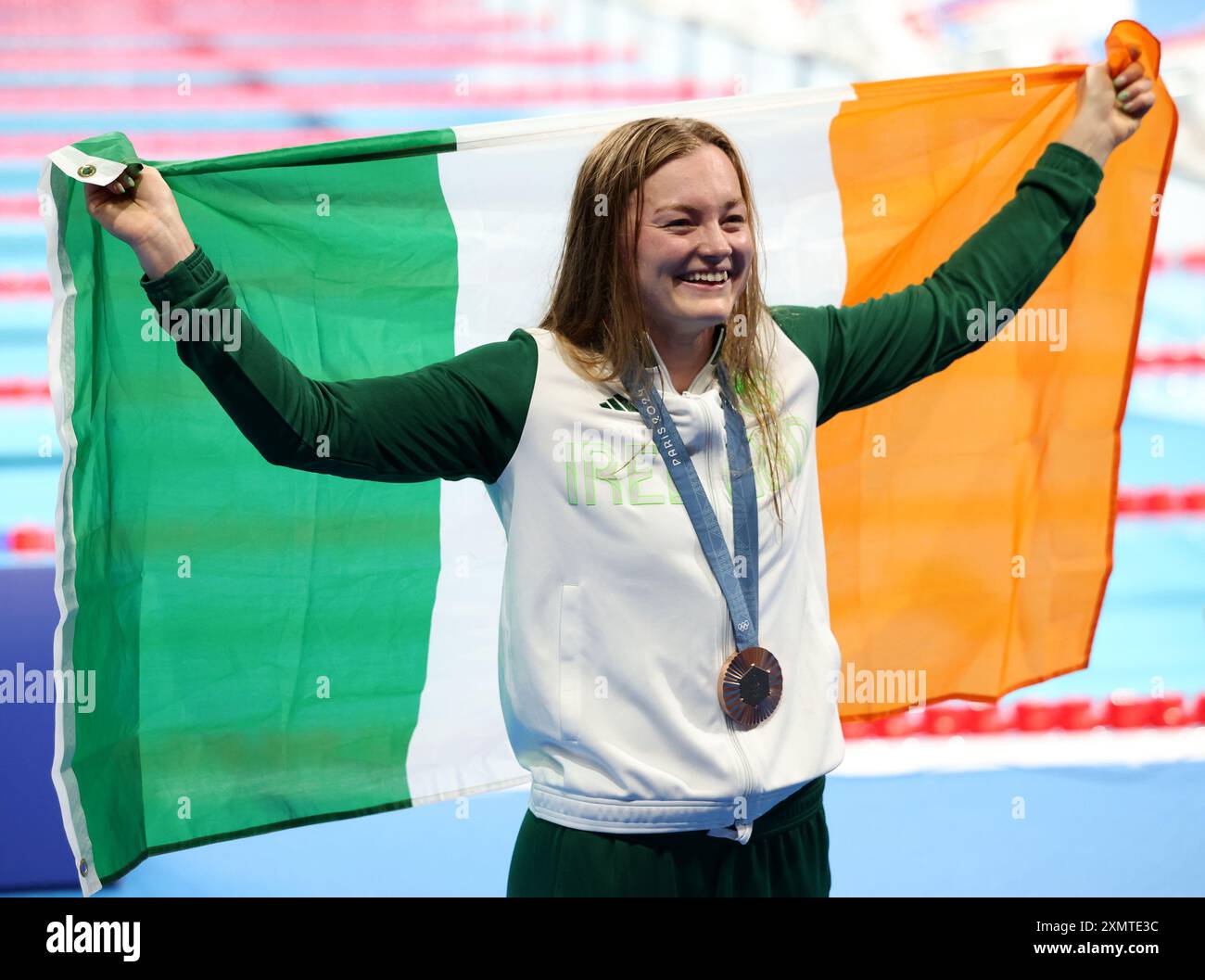 Paris, France. July 29th 2024. Bronze medalist Ireland's Mona McSharry ...