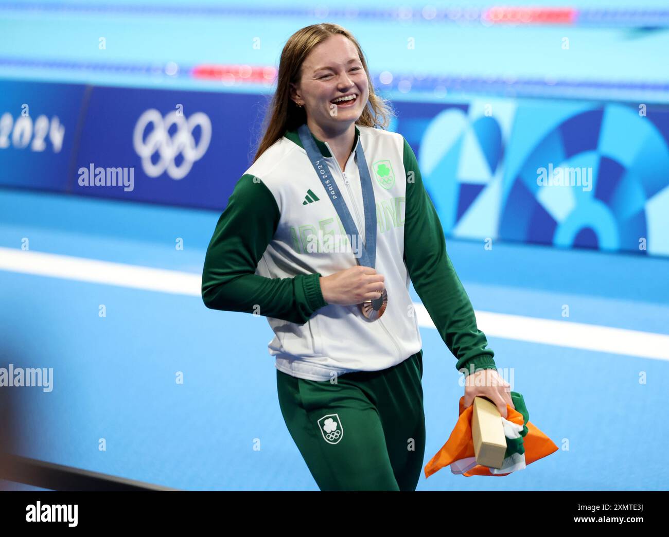Paris, France. July 29th 2024. Bronze medalist Ireland's Mona McSharry ...