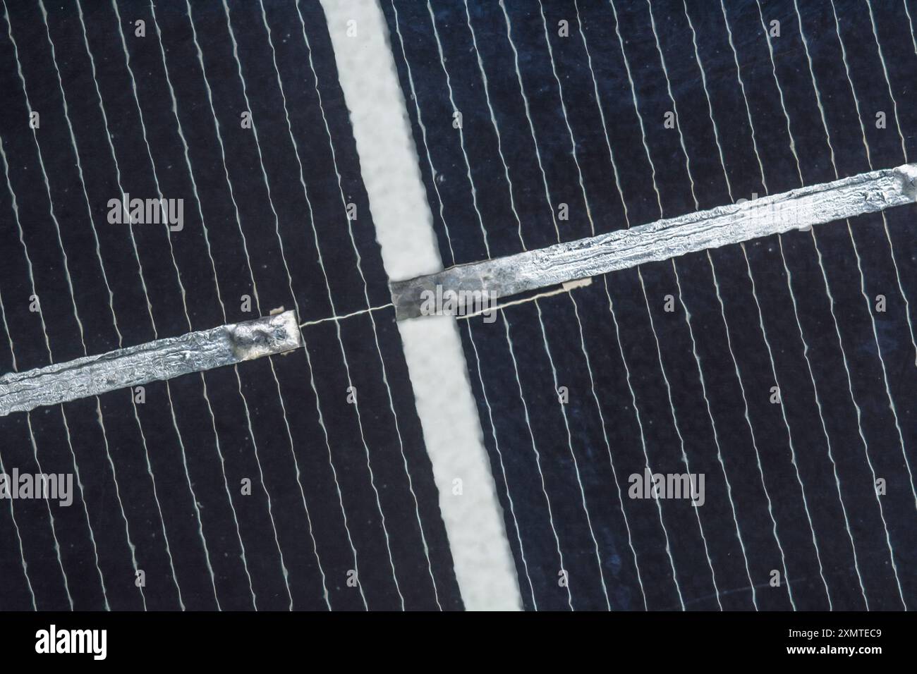 12v 25w monocrystalline solar panel from Eco-Worthy, showing tracks ...