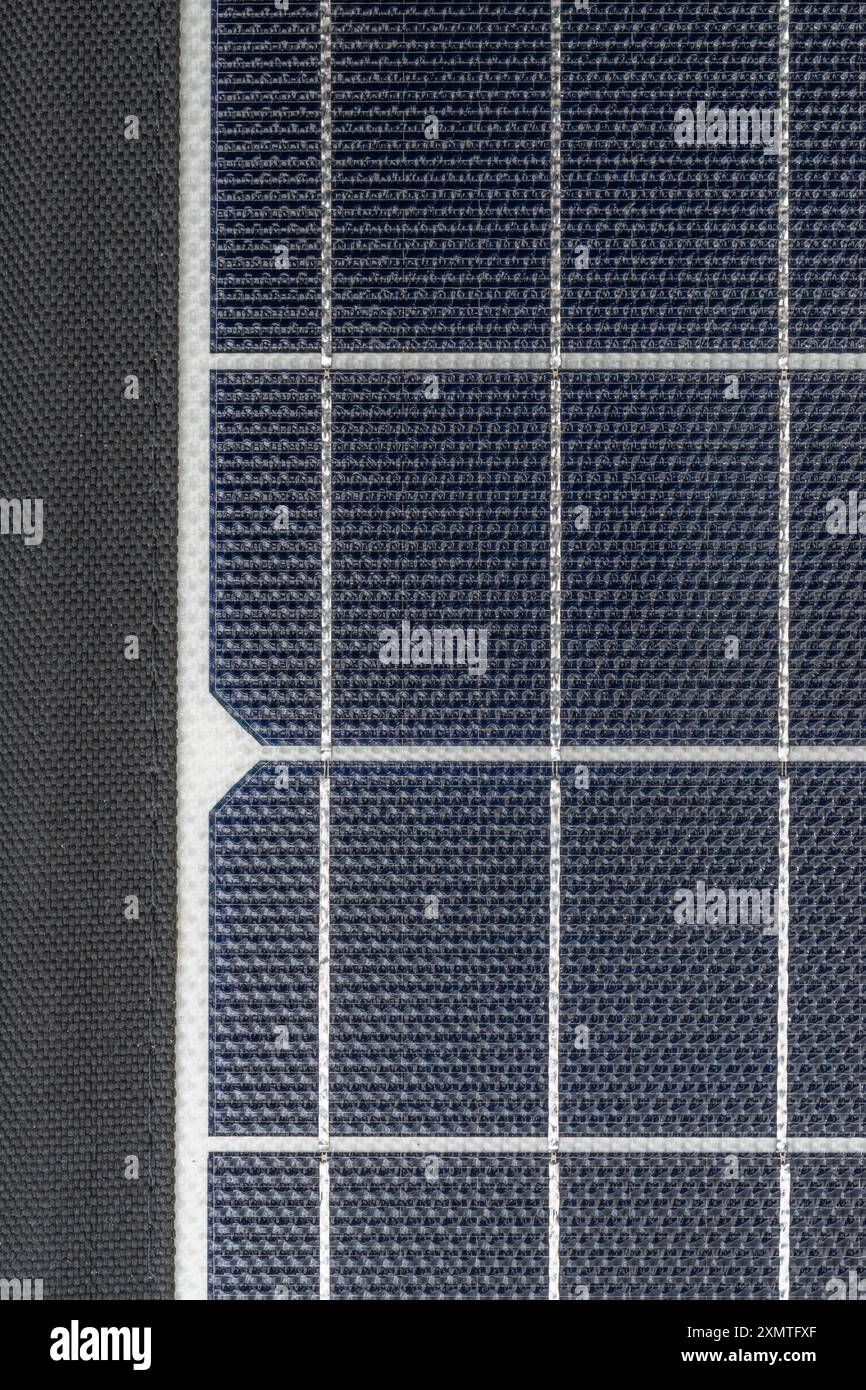Monocrystalline / Mono ETFE 120w folding solar 4-panel from Elecaenta ...