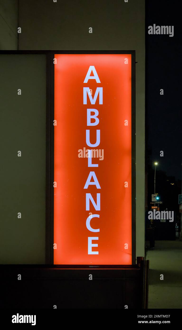 Ambulance medical logo new york hi-res stock photography and images - Alamy