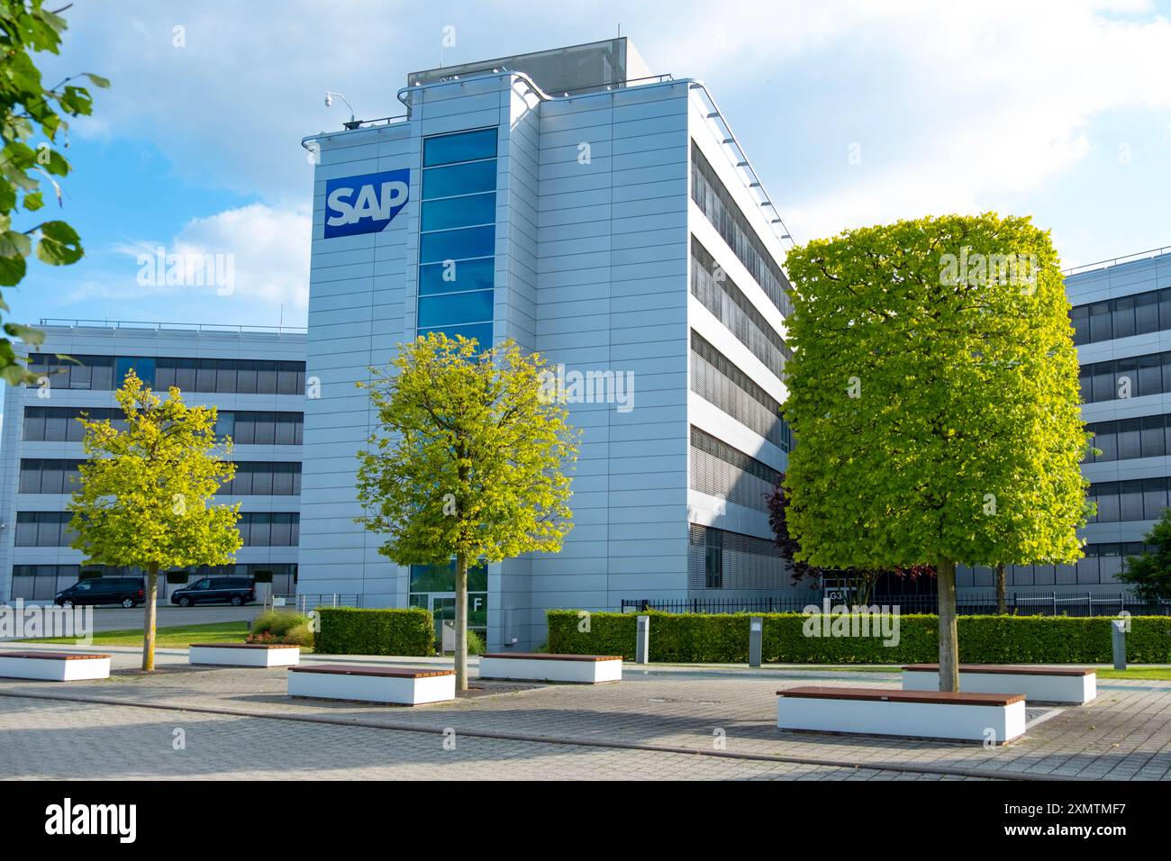 Employee friendly office design hi-res stock photography and images - Alamy