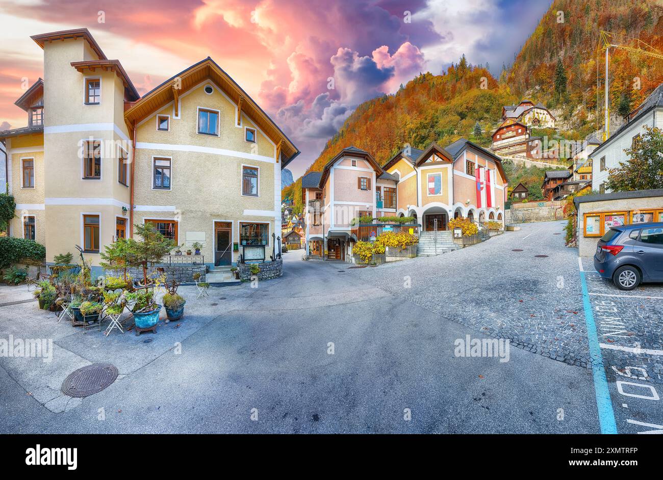 Stunning view on streets of famous Hallstatt mountain village. Popular ...