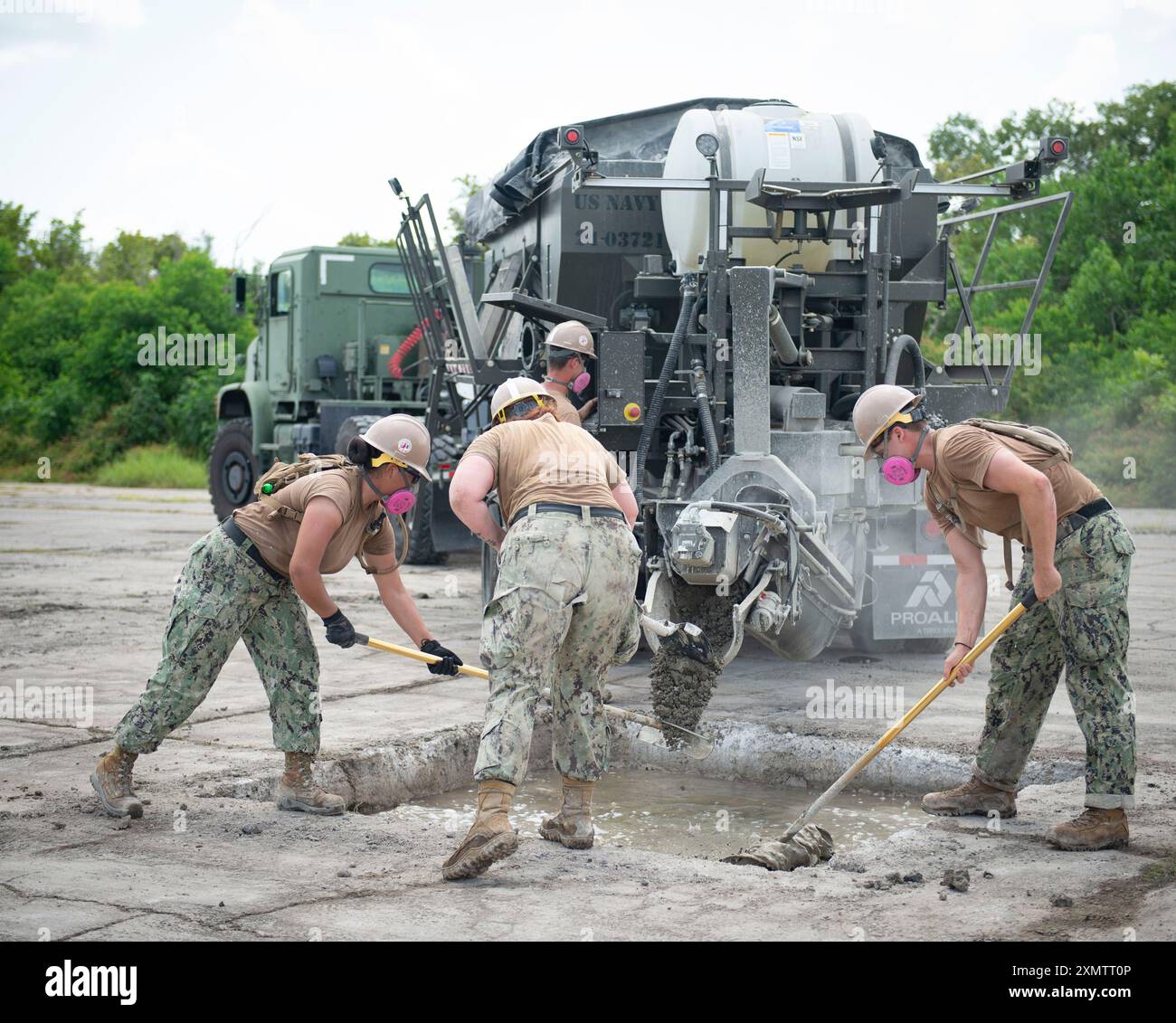 240724-N-PI330-1110 NEW ORLEANS, Louisiana (July 24, 2024) Seabees ...