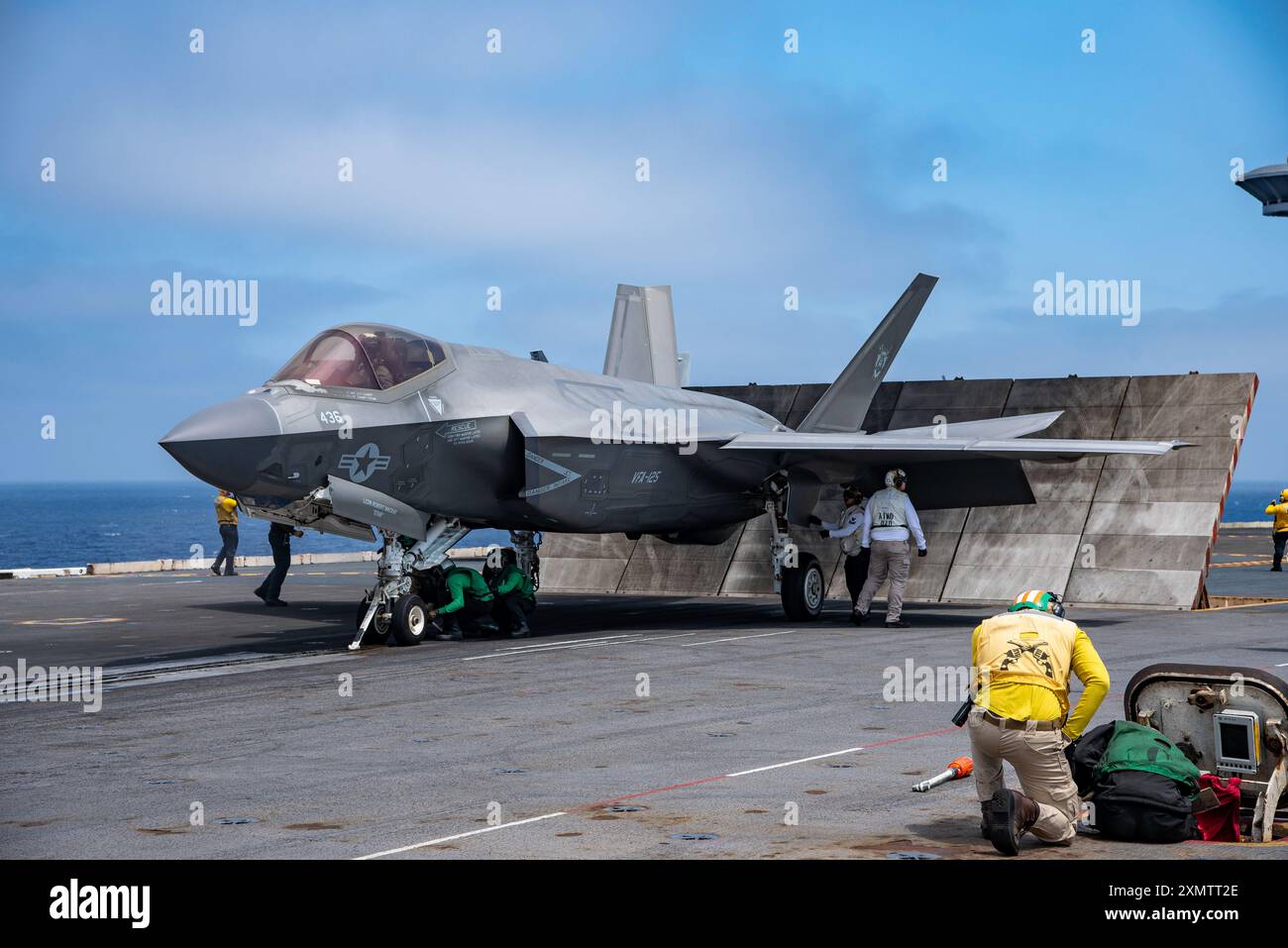 An F-35C Lightning II from the "Rough Raiders" of Strike Fighter ...