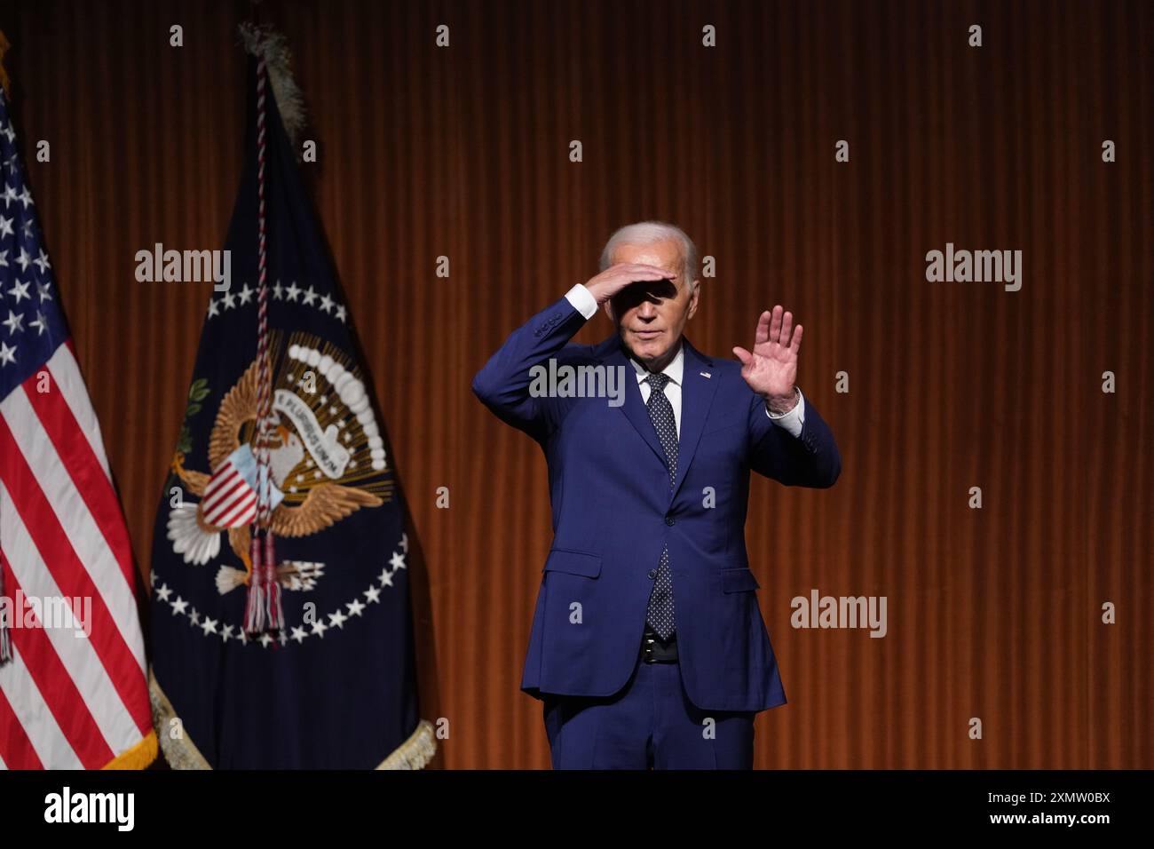 Joe biden speech audience hi-res stock photography and images - Alamy