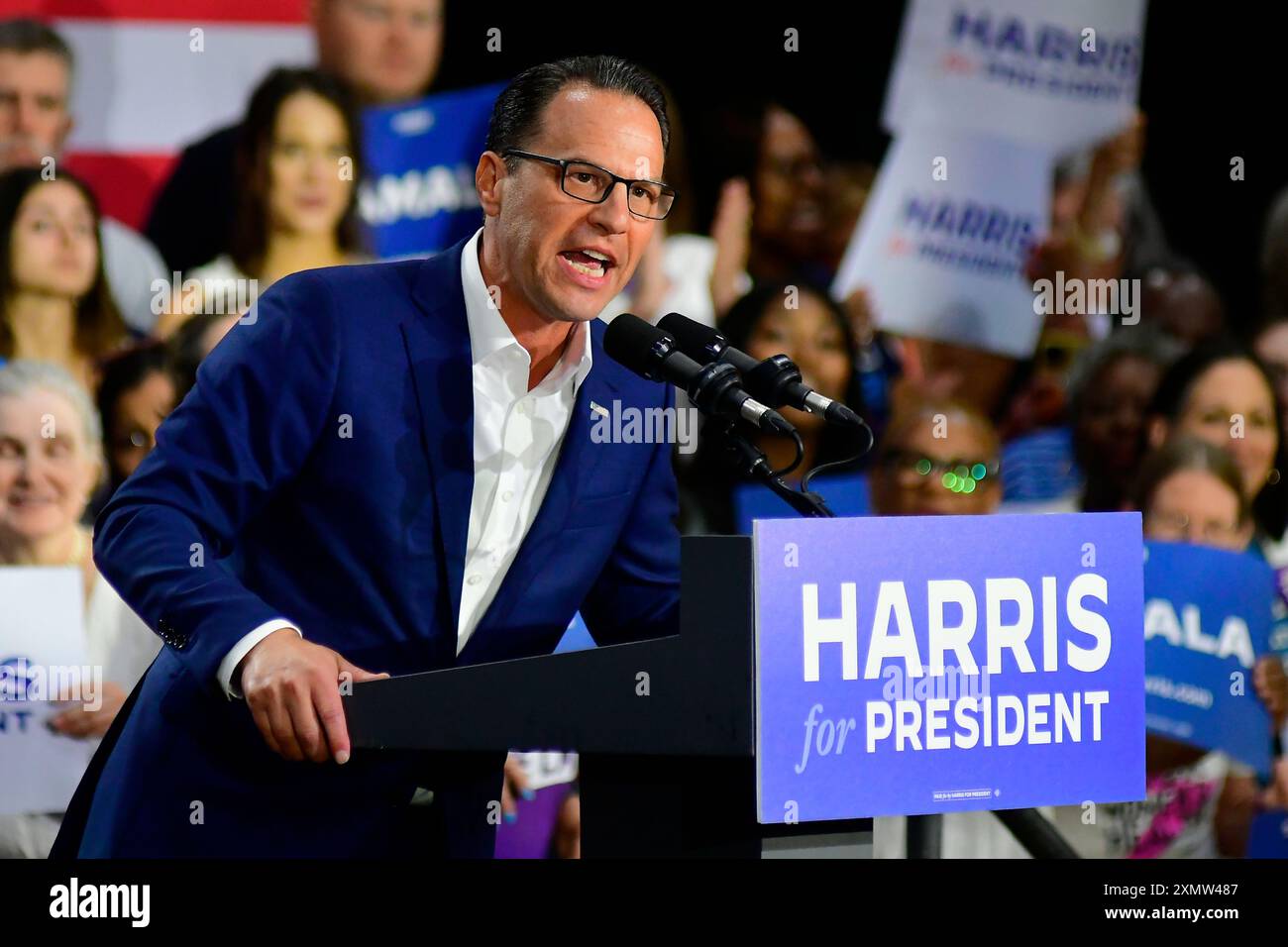 Gov. Josh Shapiro, joined by Gov. Gretchen Whitmer takes the stage for ...
