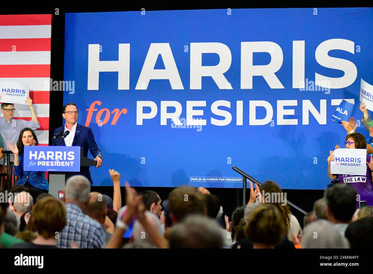 Gov. Josh Shapiro, joined by Gov. Gretchen Whitmer takes the stage for ...