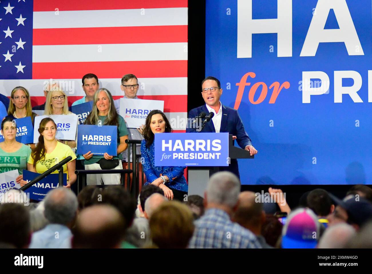 Gov. Josh Shapiro, joined by Gov. Gretchen Whitmer takes the stage for ...