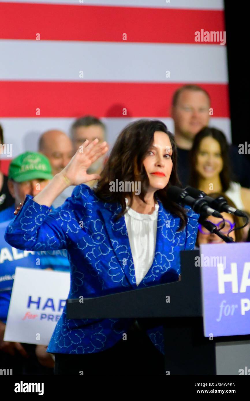 Gov. Gretchen Whitmer, joined by Gov. Josh Shapiro takes the stage for ...