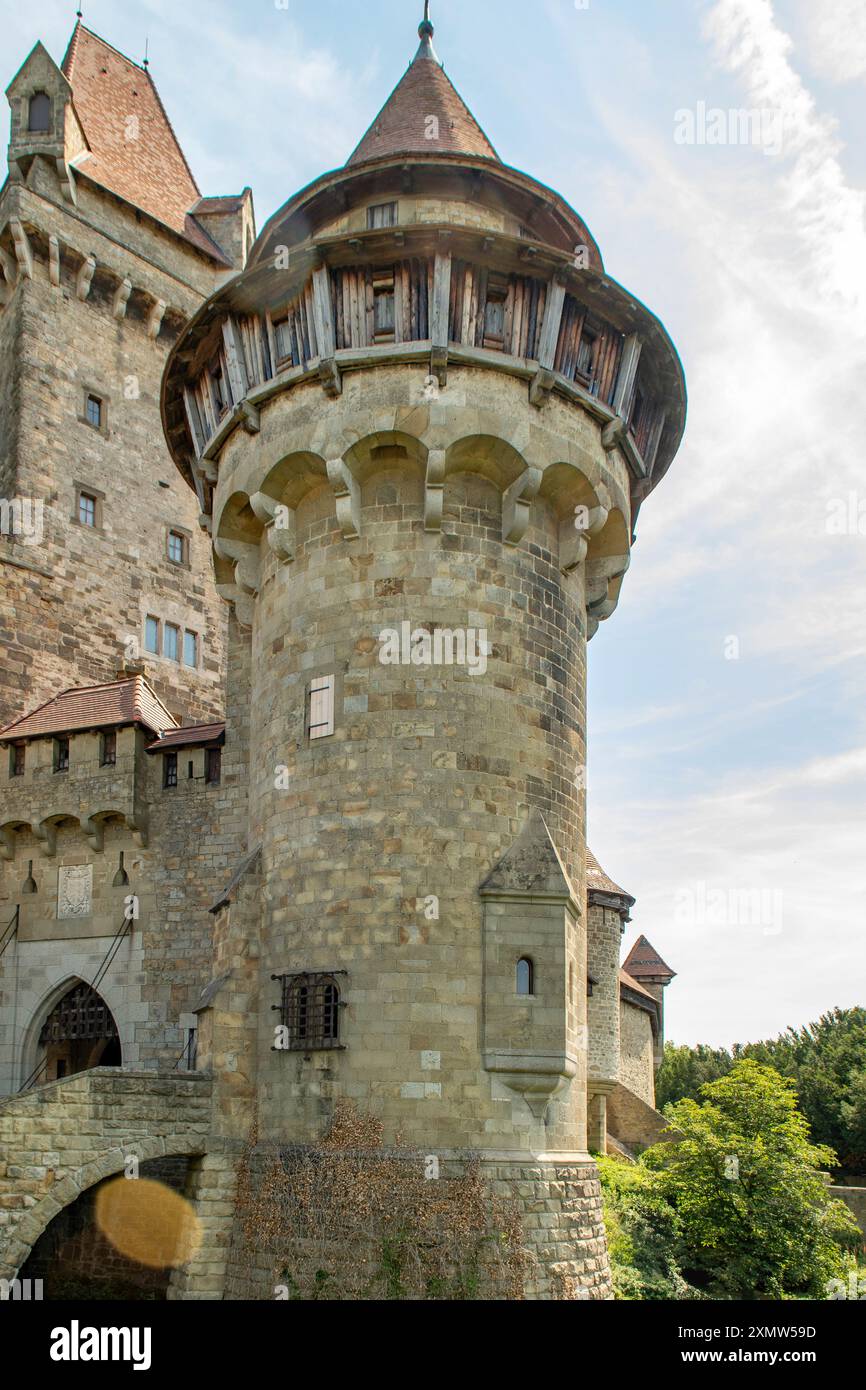 Kreuzenstein castle hi-res stock photography and images - Alamy