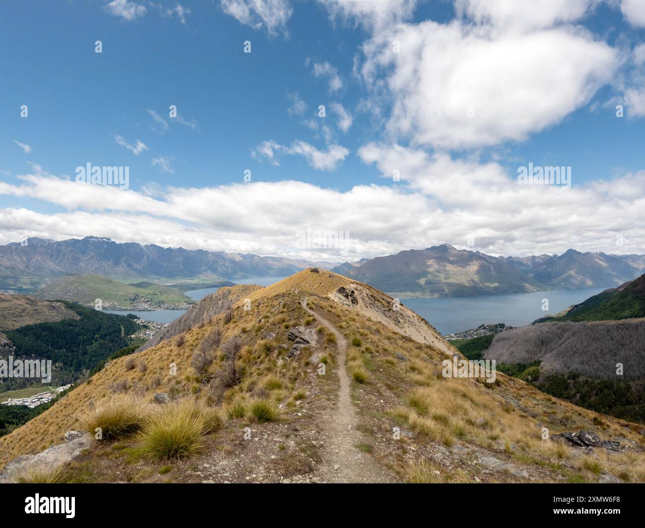The Ben Lomond Track with spectacular panoramic views over Queenstown ...