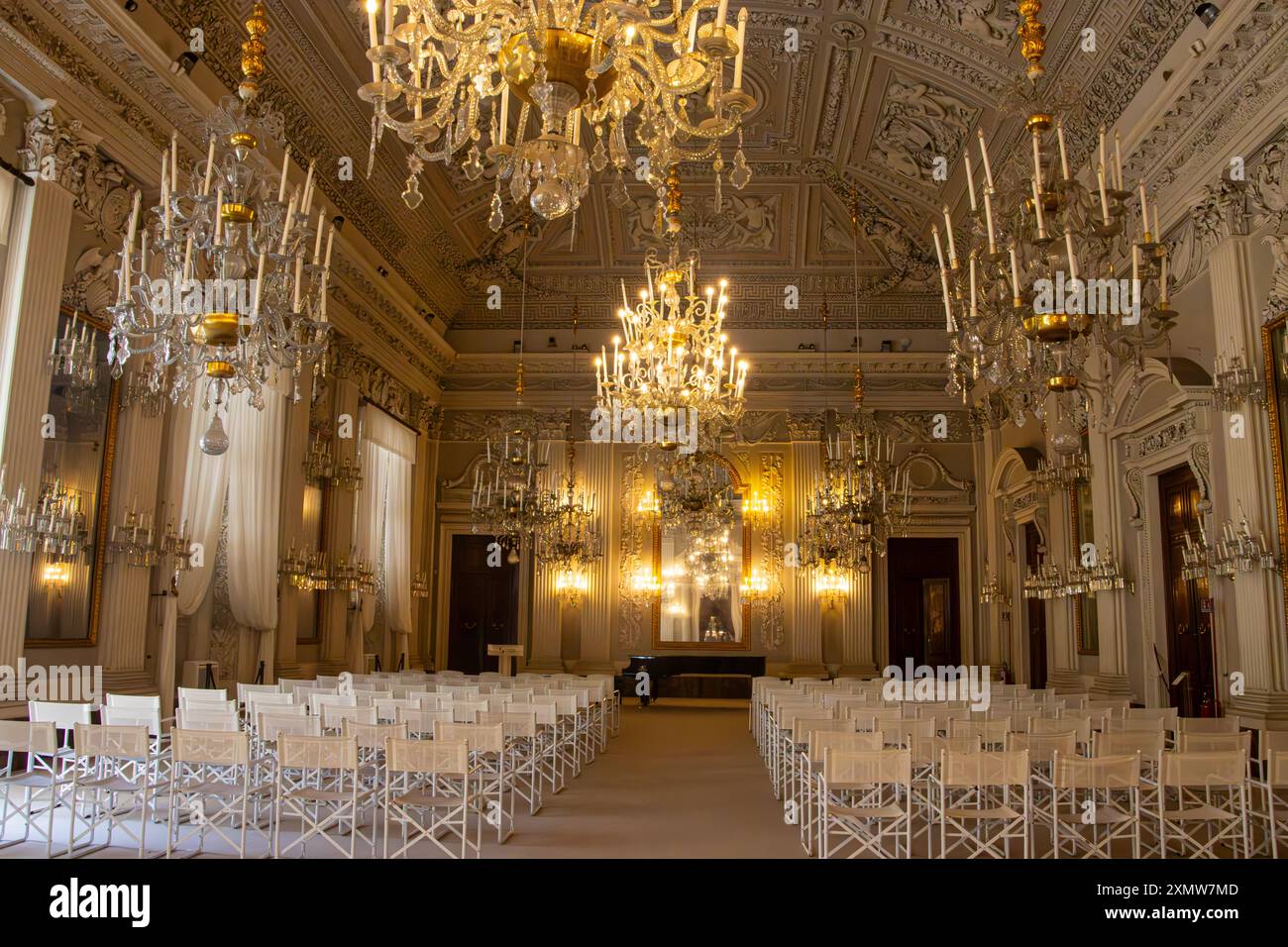 Florence palazzo pitti interior hi-res stock photography and images - Alamy