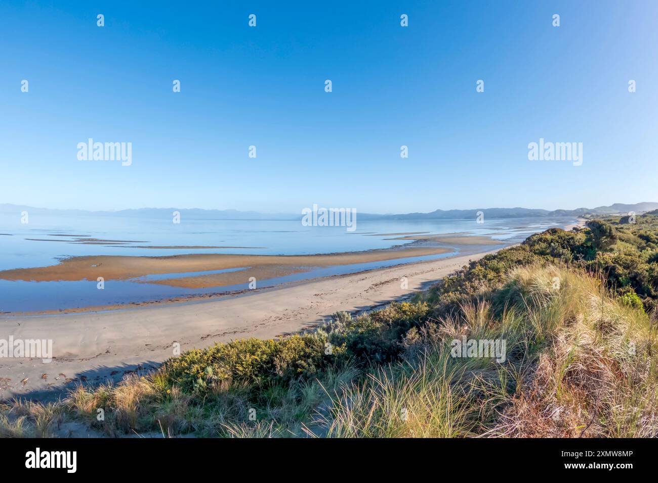 Farewell Spit : A majestic Coastal Landscape with Sand Dunes and Tasman ...