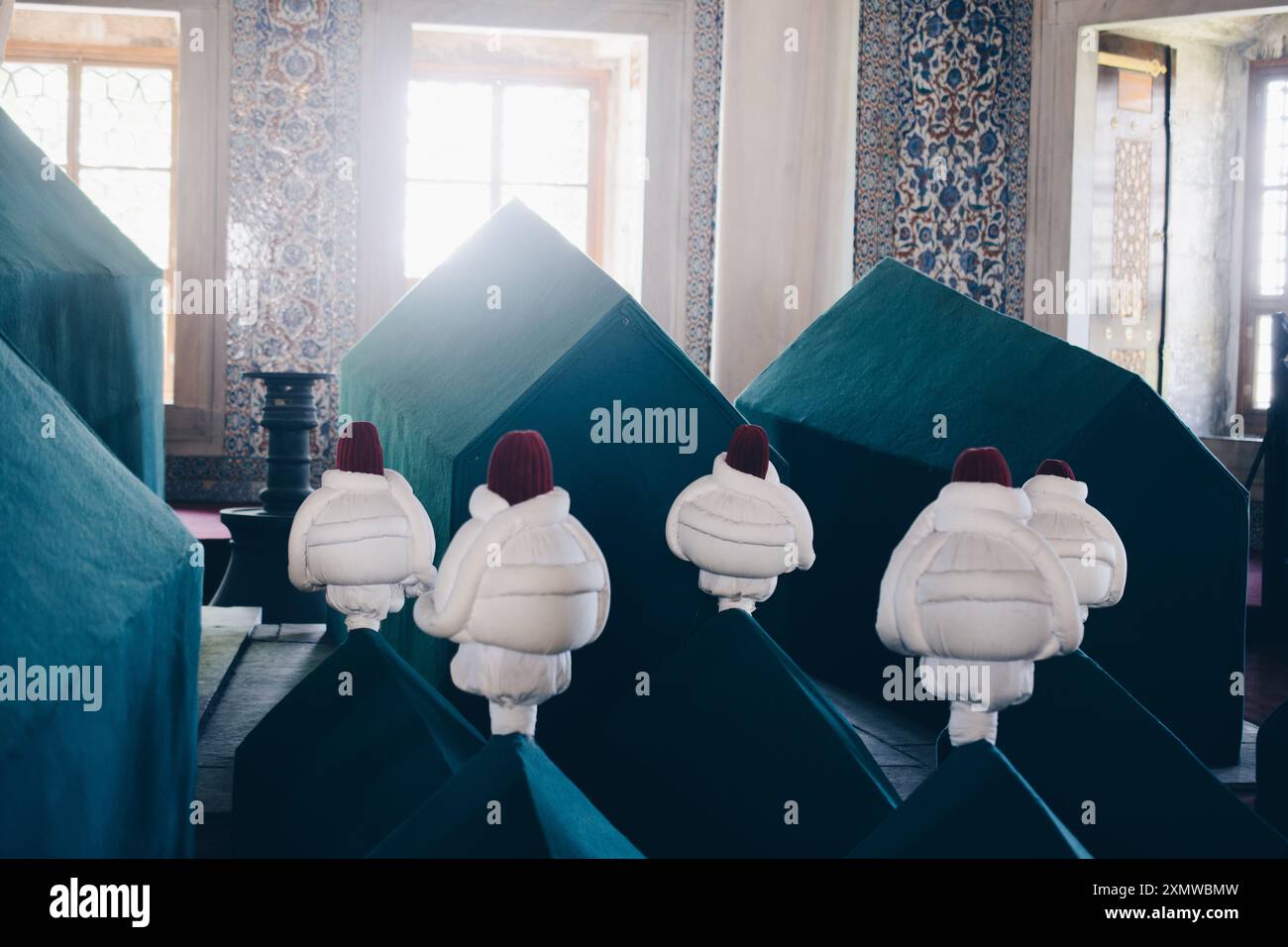 Rows of coffins in an ottoman turkish mausoleum tomb Stock Photo - Alamy