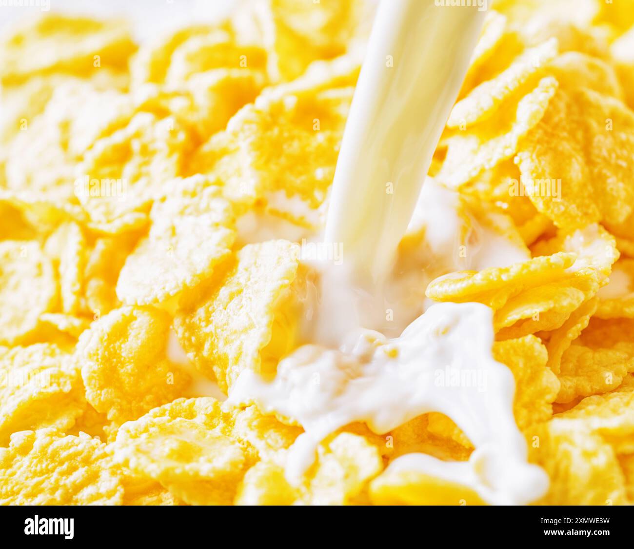 Milk pouring bowl cereal corn hi-res stock photography and images - Alamy