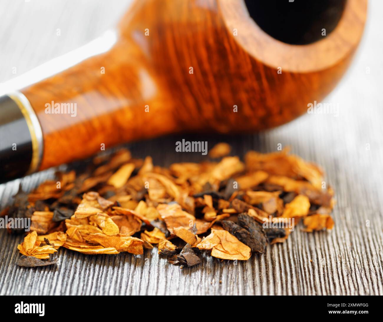 Macro smoking pipe tobacco hi-res stock photography and images - Alamy