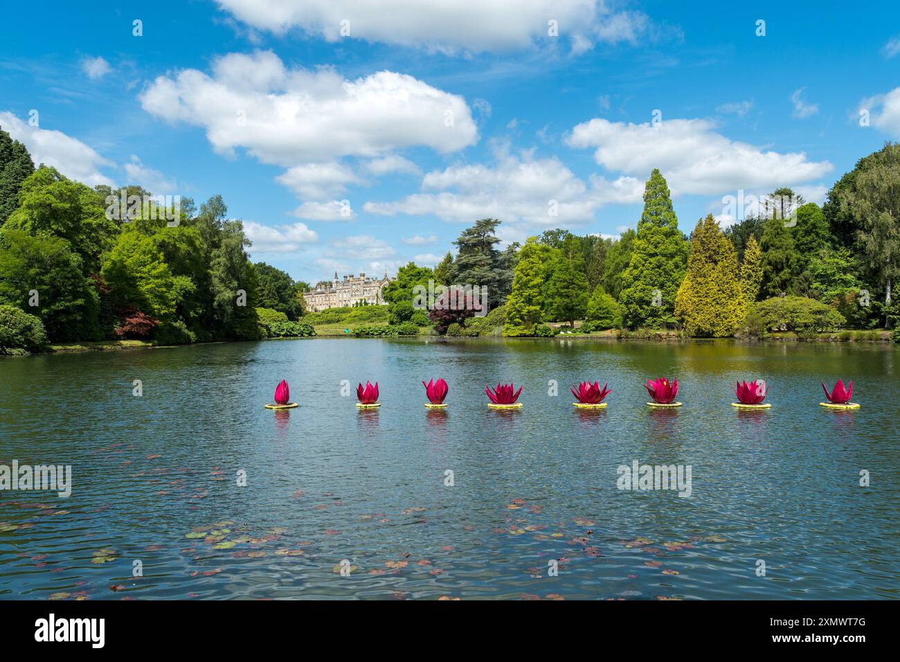 The beautiful lake and landscaped gardens of Sheffield Park House on a ...