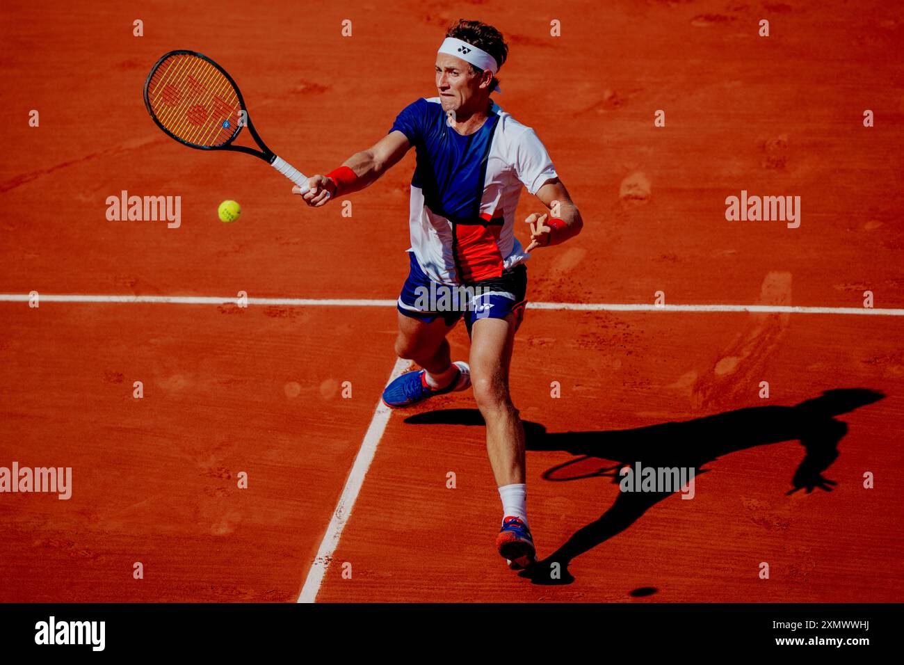 Paris, France 20240729. Casper Ruud against Italian Andrea Vavassori in tennis at Roland-Garros ...