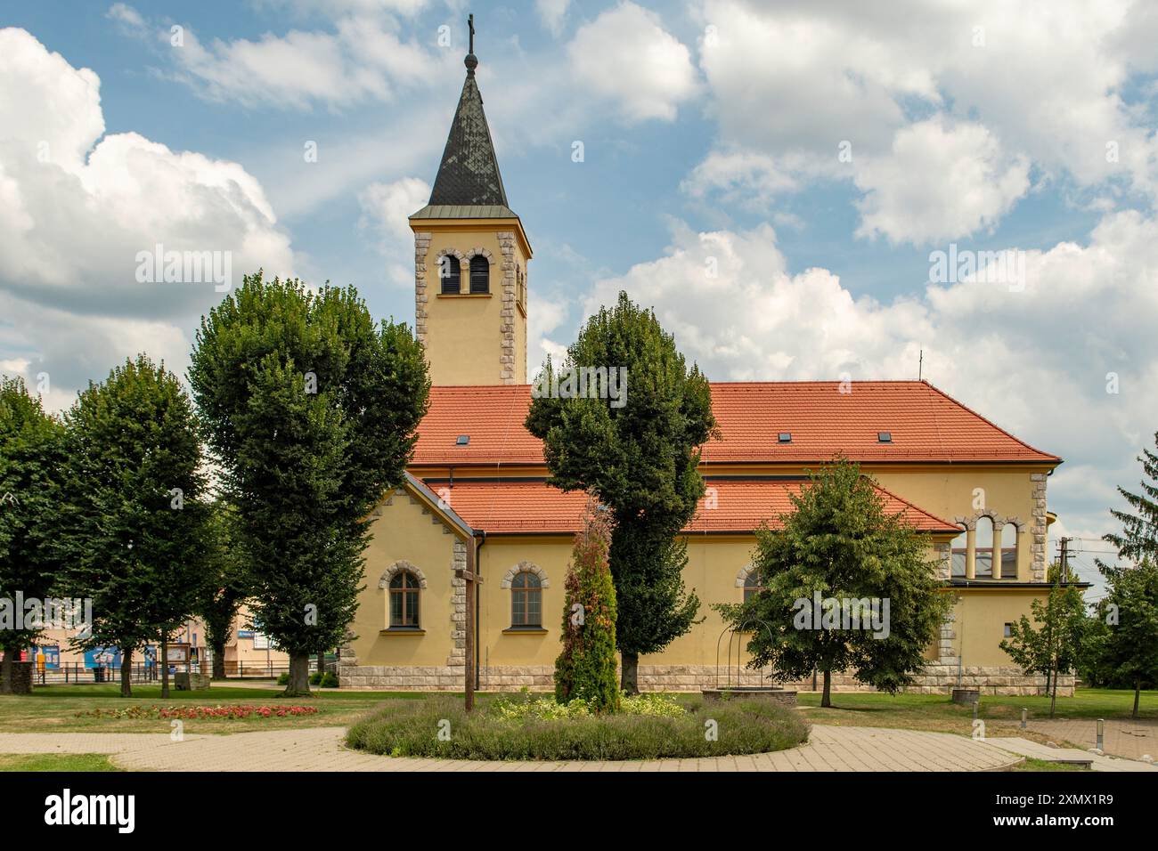 Photograph church sacred heart hi-res stock photography and images - Alamy