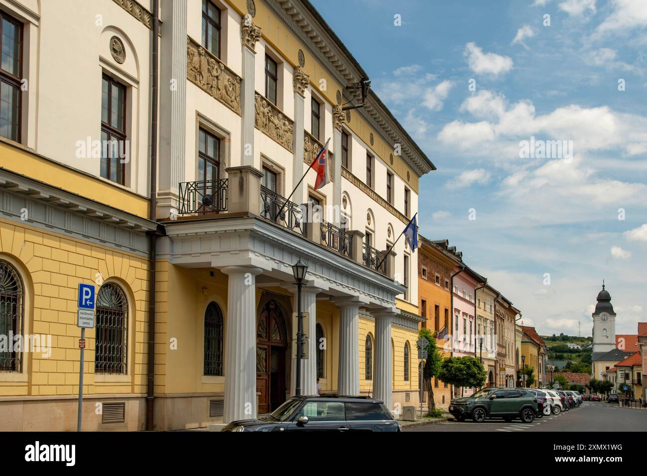 Beautiful old office buildings hi-res stock photography and images - Alamy