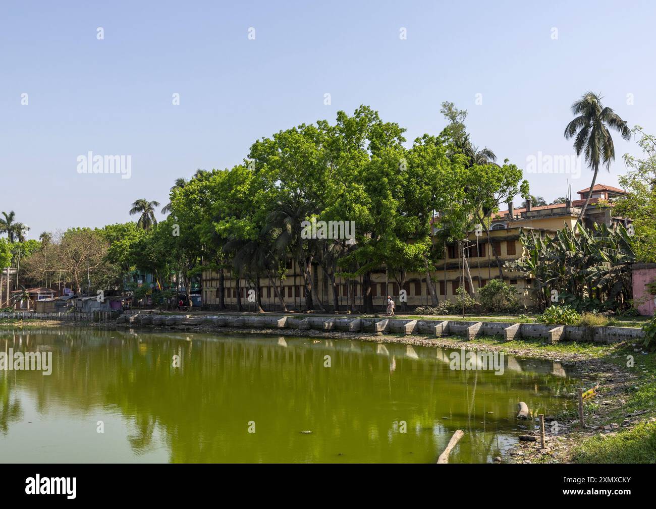 Puthia Rajbari complex pond, Rajshahi Division, Puthia, Bangladesh ...