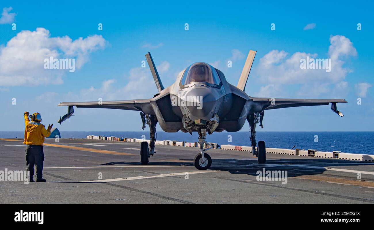 240728-N-TW227-1042 PHILIPPINE SEA (July 28, 2024) An F-35B Lightning ...